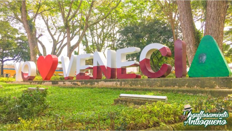 Venecia, la de Antioquia tierra de la montaña sagrada Cerro Tusa ...